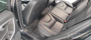 Melns Volvo V60 2015 Jelgava, ar dzinēja tilpumu 2.40 L un nobraukumu 209 tūkst. km par 9200 €, foto 14 vietnē AUTOMOTO.COM.LV