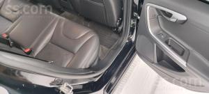 Melns Volvo V60 2015 Jelgava, ar dzinēja tilpumu 2.40 L un nobraukumu 209 tūkst. km par 9200 €, foto 15 vietnē AUTOMOTO.COM.LV