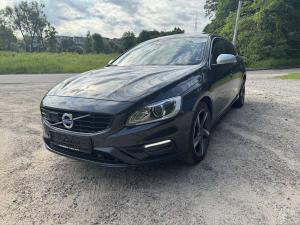 Melns Volvo V60 2015 Kauņa, ar dzinēja tilpumu 2.40 L un nobraukumu 273 tūkst. km par 6850 €, foto 4 vietnē AUTOMOTO.COM.LV