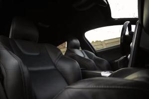 Melns Volvo V60 2015 Jelgava, ar dzinēja tilpumu 2.40 L un nobraukumu 212 tūkst. km par 11900 €, foto 10 vietnē AUTOMOTO.COM.LV