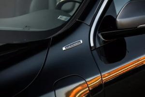 Melns Volvo V60 2015 Jelgava, ar dzinēja tilpumu 2.40 L un nobraukumu 277 tūkst. km par 10000 €, foto 5 vietnē AUTOMOTO.COM.LV