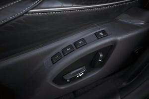 Melns Volvo V60 2015 Jelgava, ar dzinēja tilpumu 2.40 L un nobraukumu 277 tūkst. km par 10000 €, foto 13 vietnē AUTOMOTO.COM.LV