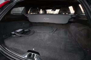 Melns Volvo V60 2015 Jelgava, ar dzinēja tilpumu 2.40 L un nobraukumu 277 tūkst. km par 10000 €, foto 17 vietnē AUTOMOTO.COM.LV