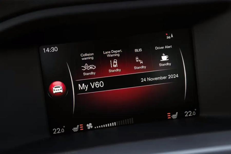 Melns Volvo V60 2015 Jelgava, ar dzinēja tilpumu 2.40 L un nobraukumu 277 tūkst. km par 10000 €, foto 21 vietnē AUTOMOTO.COM.LV