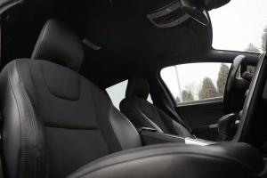 Черный Вольво B60 2015 в Елгава, объемом двигателя 2.00 л и пробегом 242 тыс. км за 7200 €, фото 19 на AUTOMOTO.COM.LV