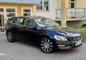 Melns Volvo V60 2015 Rīga, ar dzinēja tilpumu 2.40 L un nobraukumu 280 tūkst. km par 8600 €, foto 5 vietnē AUTOMOTO.COM.LV