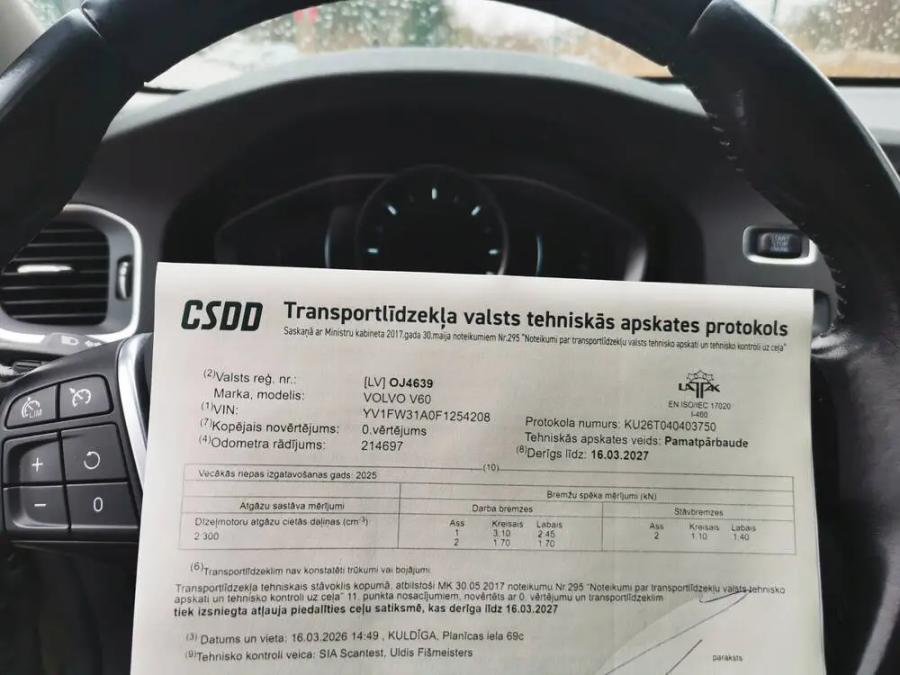 Черный Вольво B60 2015 в Кулдига, объемом двигателя 2.00 л и пробегом 214 тыс. км за 8990 €, фото 31 на AUTOMOTO.COM.LV
