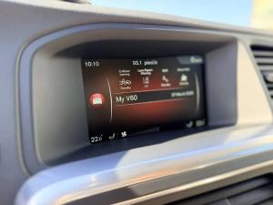 Melns Volvo V60 2015 Rīga, ar dzinēja tilpumu 2.40 L un nobraukumu 276 tūkst. km par 9995 €, foto 20 vietnē AUTOMOTO.COM.LV