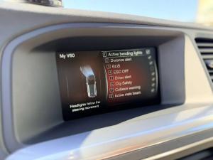 Melns Volvo V60 2015 Rīga, ar dzinēja tilpumu 2.40 L un nobraukumu 276 tūkst. km par 9995 €, foto 21 vietnē AUTOMOTO.COM.LV