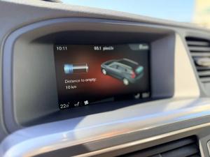 Melns Volvo V60 2015 Rīga, ar dzinēja tilpumu 2.40 L un nobraukumu 276 tūkst. km par 9995 €, foto 25 vietnē AUTOMOTO.COM.LV