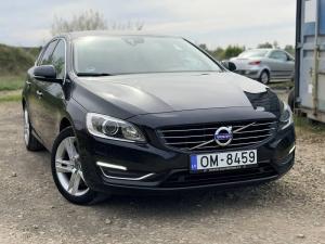 Черный Вольво B60 2015 в Рига, объемом двигателя 2.40 л и пробегом 219 тыс. км за 9995 €, фото  на AUTOMOTO.COM.LV