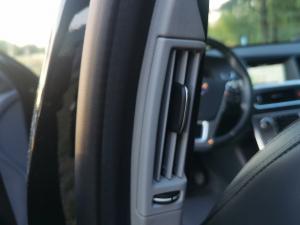 Melns Volvo V60 2015 Rīga, ar dzinēja tilpumu 2.00 L un nobraukumu 259 tūkst. km par 9600 €, foto 18 vietnē AUTOMOTO.COM.LV