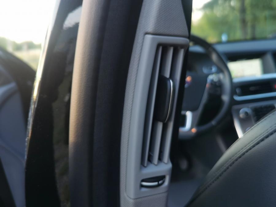 Melns Volvo V60 2015 Rīga, ar dzinēja tilpumu 2.00 L un nobraukumu 259 tūkst. km par 9600 €, foto 18 vietnē AUTOMOTO.COM.LV