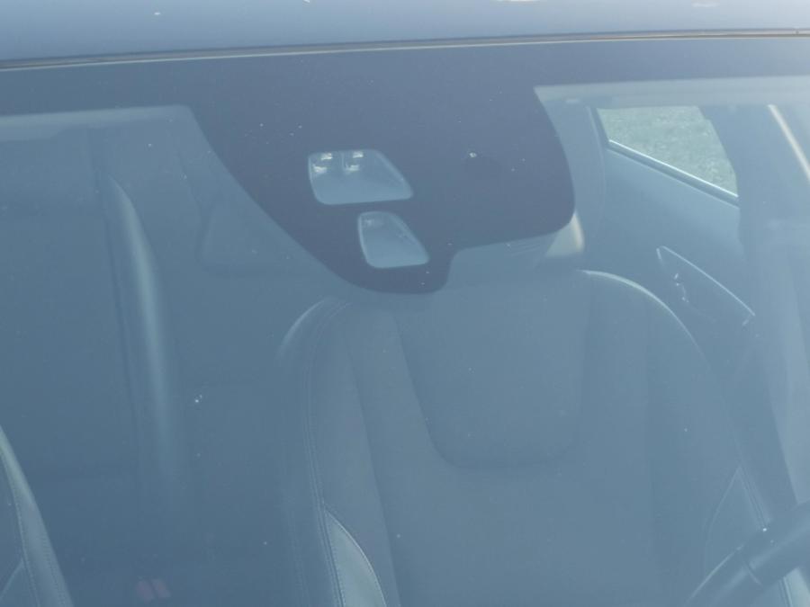 Melns Volvo V60 2015 Rīga, ar dzinēja tilpumu 2.00 L un nobraukumu 259 tūkst. km par 9600 €, foto 21 vietnē AUTOMOTO.COM.LV