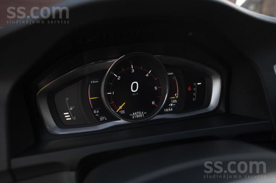 Черный Вольво B60 2015 в Елгава, объемом двигателя 2.40 л и пробегом 0 тыс. км за 8990 €, фото 10 на AUTOMOTO.COM.LV