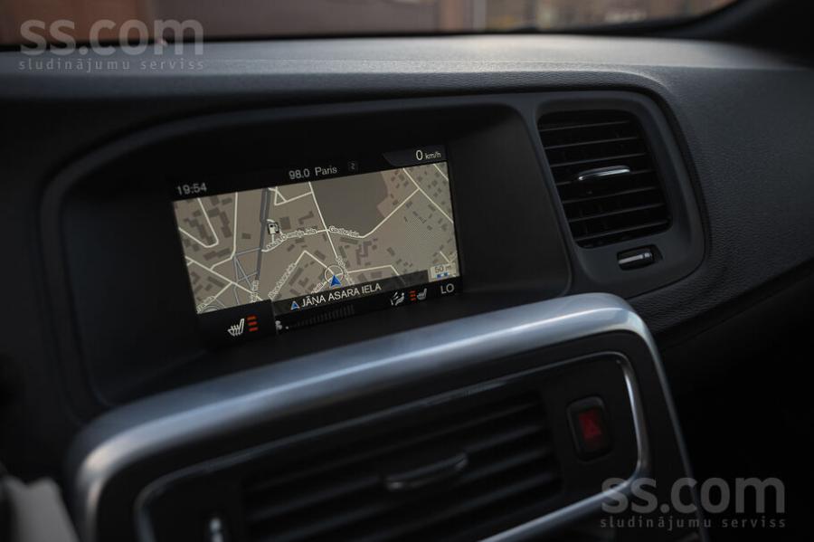 Черный Вольво B60 2015 в Елгава, объемом двигателя 2.40 л и пробегом 0 тыс. км за 8990 €, фото 14 на AUTOMOTO.COM.LV