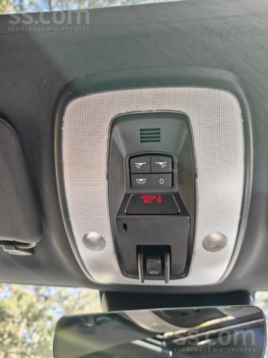 Melns Volvo V60 2015 Rīga, ar dzinēja tilpumu 1.60 L un nobraukumu 224 tūkst. km par 7500 €, foto 18 vietnē AUTOMOTO.COM.LV