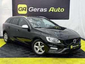 Black Volvo V60 2015 in Vilnius, with an engine capacity of 1.97 L and mileage of 236 thousand km for 6299 €, photo 4 on AUTOMOTO.COM.LV