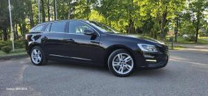 Melns Volvo V60 2015 Kazlų Rūda, ar dzinēja tilpumu 2.40 L un nobraukumu 237 tūkst. km par 6000 €, foto 4 vietnē AUTOMOTO.COM.LV