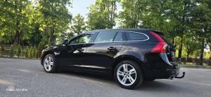 Melns Volvo V60 2015 Kazlų Rūda, ar dzinēja tilpumu 2.40 L un nobraukumu 237 tūkst. km par 6000 €, foto 19 vietnē AUTOMOTO.COM.LV