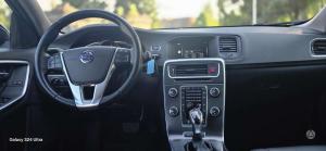 Melns Volvo V60 2015 Kazlų Rūda, ar dzinēja tilpumu 2.40 L un nobraukumu 237 tūkst. km par 6000 €, foto 25 vietnē AUTOMOTO.COM.LV