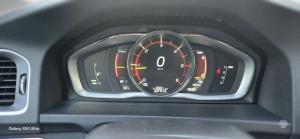 Melns Volvo V60 2015 Kazlų Rūda, ar dzinēja tilpumu 2.40 L un nobraukumu 237 tūkst. km par 6000 €, foto 26 vietnē AUTOMOTO.COM.LV