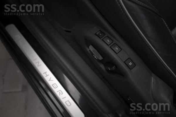Melns Volvo V60 2015 Jelgava, ar dzinēja tilpumu 2.40 L un nobraukumu 242 tūkst. km par 9900 €, foto 10 vietnē AUTOMOTO.COM.LV