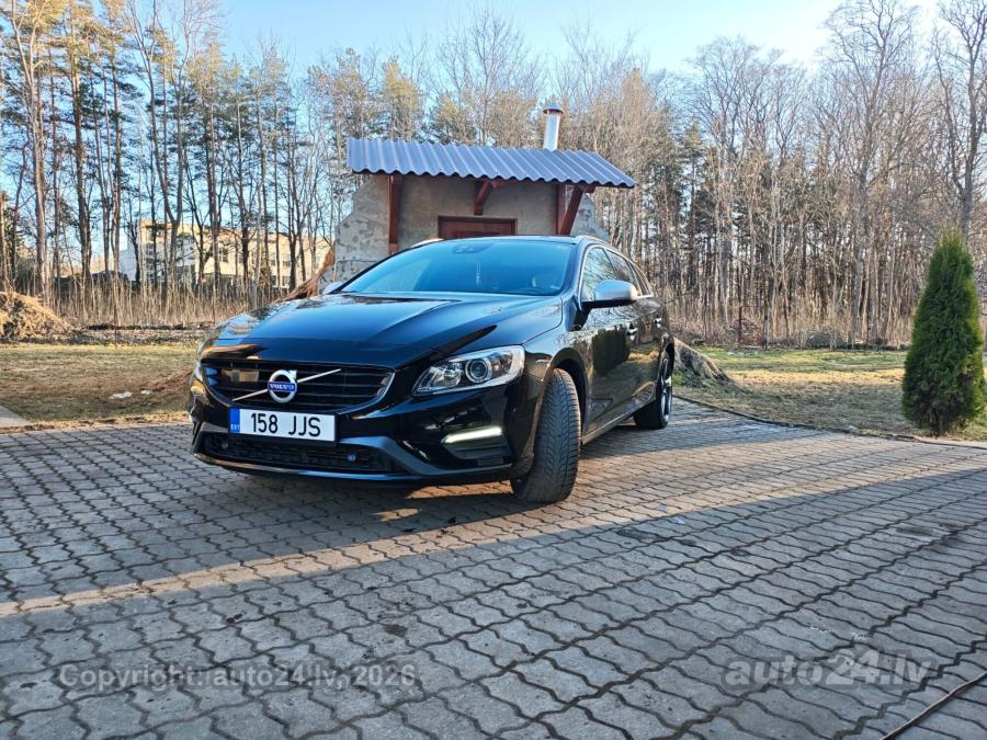 Черный Вольво B60 2015 в Кохтла-Ярве, объемом двигателя 2.40 л и пробегом 265 тыс. км за 9500 €, фото 10 на AUTOMOTO.COM.LV