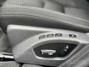 Black Volvo V60 2015 in Riga, with an engine capacity of 2.40 L and mileage of 218 thousand km for 10990 €, photo 22 on AUTOMOTO.COM.LV