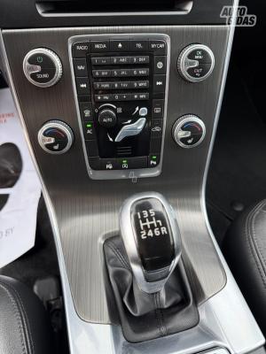 Black Volvo V60 2015 in Alytus, with an engine capacity of 2.00 L and mileage of 244 thousand km for 6666 €, photo 17 on AUTOMOTO.COM.LV