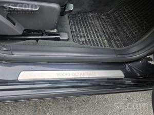 Melns Volvo V60 2015 Rīga, ar dzinēja tilpumu 2.00 L un nobraukumu 340 tūkst. km par 6550 €, foto 16 vietnē AUTOMOTO.COM.LV
