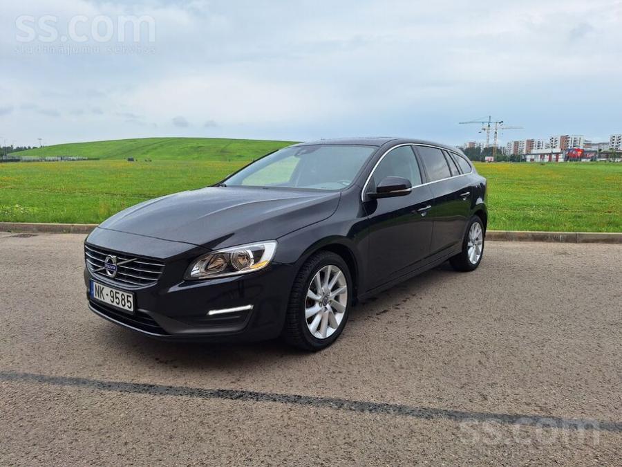 Черный Вольво B60 2015 в Рига, объемом двигателя 1.60 л и пробегом 278 тыс. км за 5350 €, фото 3 на AUTOMOTO.COM.LV