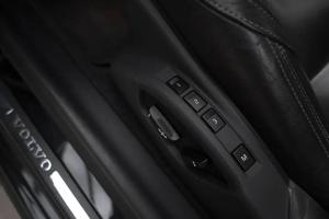 Черный Вольво B60 2015 в Елгава, объемом двигателя 2.40 л и пробегом 255 тыс. км за 9500 €, фото 17 на AUTOMOTO.COM.LV