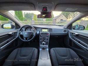 Черный Вольво B60 2015 в Пайде, объемом двигателя 2.00 л и пробегом 150 тыс. км за 8990 €, фото 20 на AUTOMOTO.COM.LV