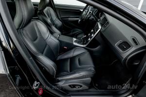 Melns Volvo V60 2015 Tallina, ar dzinēja tilpumu 2.40 L un nobraukumu 224 tūkst. km par 10650 €, foto 10 vietnē AUTOMOTO.COM.LV