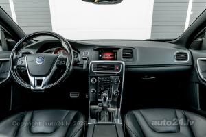 Melns Volvo V60 2015 Tallina, ar dzinēja tilpumu 2.40 L un nobraukumu 224 tūkst. km par 10650 €, foto 12 vietnē AUTOMOTO.COM.LV