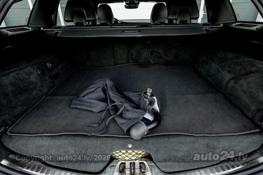 Melns Volvo V60 2015 Tallina, ar dzinēja tilpumu 2.40 L un nobraukumu 224 tūkst. km par 10650 €, foto 26 vietnē AUTOMOTO.COM.LV