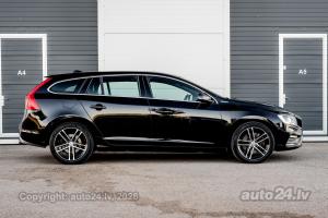 Melns Volvo V60 2015 Tallina, ar dzinēja tilpumu 2.40 L un nobraukumu 224 tūkst. km par 10650 €, foto 29 vietnē AUTOMOTO.COM.LV