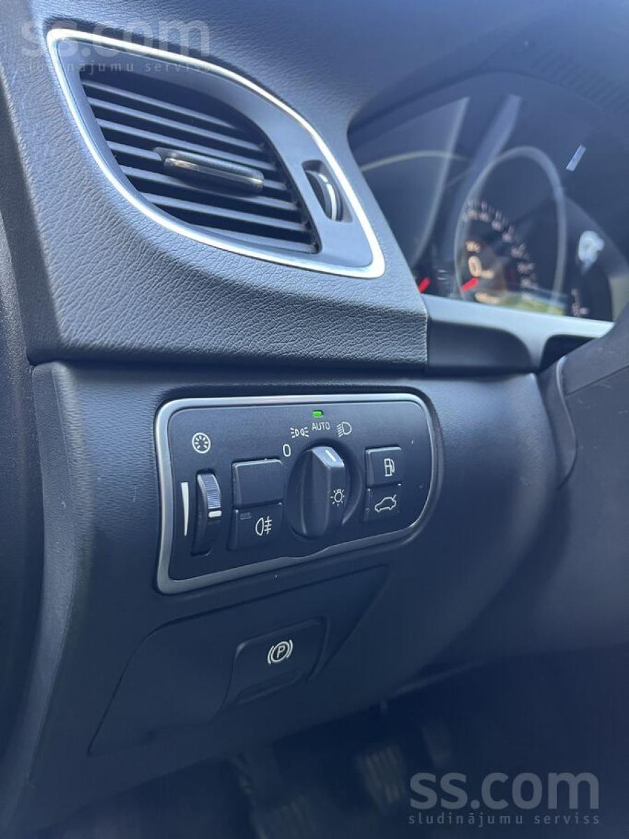 Melns Volvo V60 2015 Cēsis, ar dzinēja tilpumu 2.00 L un nobraukumu 340 tūkst. km par 7500 €, foto 8 vietnē AUTOMOTO.COM.LV