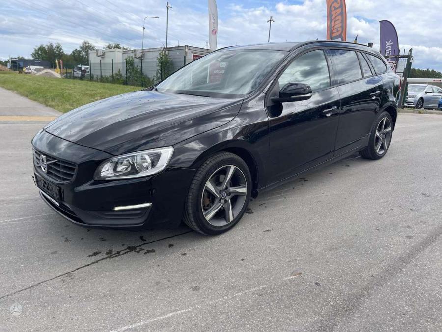 Melns Volvo V60 2015 Kauņa, ar dzinēja tilpumu 1.97 L un nobraukumu 269 tūkst. km par 6450 €, foto 7 vietnē AUTOMOTO.COM.LV