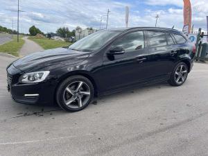Melns Volvo V60 2015 Kauņa, ar dzinēja tilpumu 1.97 L un nobraukumu 269 tūkst. km par 6450 €, foto 8 vietnē AUTOMOTO.COM.LV