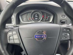 Melns Volvo V60 2015 Kauņa, ar dzinēja tilpumu 1.97 L un nobraukumu 269 tūkst. km par 6450 €, foto 20 vietnē AUTOMOTO.COM.LV