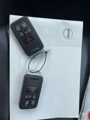 Melns Volvo V60 2015 Kauņa, ar dzinēja tilpumu 1.97 L un nobraukumu 269 tūkst. km par 6450 €, foto 24 vietnē AUTOMOTO.COM.LV