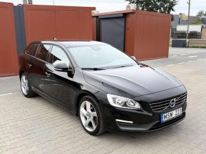 Black Volvo V60 2015 in Vilnius, with an engine capacity of 1.56 L and mileage of 286 thousand km for 4400 €, photo  on AUTOMOTO.COM.LV