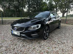 Melns Volvo V60 2015 Cēsis, ar dzinēja tilpumu 2.40 L un nobraukumu 0 tūkst. km par 9300 €, foto 3 vietnē AUTOMOTO.COM.LV
