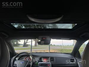 Melns Volvo V60 2015 Cēsis, ar dzinēja tilpumu 2.40 L un nobraukumu 0 tūkst. km par 9300 €, foto 18 vietnē AUTOMOTO.COM.LV