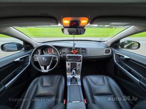 Melns Volvo V60 2015 Paide, ar dzinēja tilpumu 2.40 L un nobraukumu 252 tūkst. km par 9990 €, foto 12 vietnē AUTOMOTO.COM.LV
