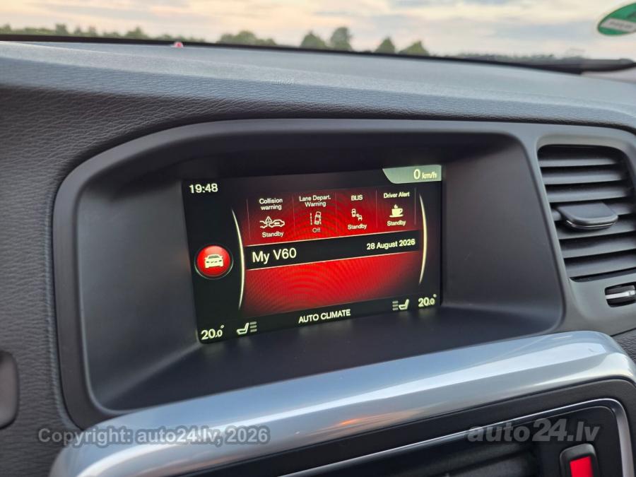 Melns Volvo V60 2015 Paide, ar dzinēja tilpumu 2.40 L un nobraukumu 252 tūkst. km par 9990 €, foto 22 vietnē AUTOMOTO.COM.LV