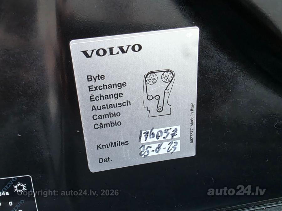 Melns Volvo V60 2015 Paide, ar dzinēja tilpumu 2.40 L un nobraukumu 252 tūkst. km par 9990 €, foto 30 vietnē AUTOMOTO.COM.LV