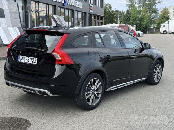 Вольво B60 2015 в Рига на AUTOMOTO.COM.LV Черный Вольво B60 2015 в Рига, объемом двигателя 2.00 л и пробегом 0 тыс. км за 7950 €, фото 5 на AUTOMOTO.COM.LV